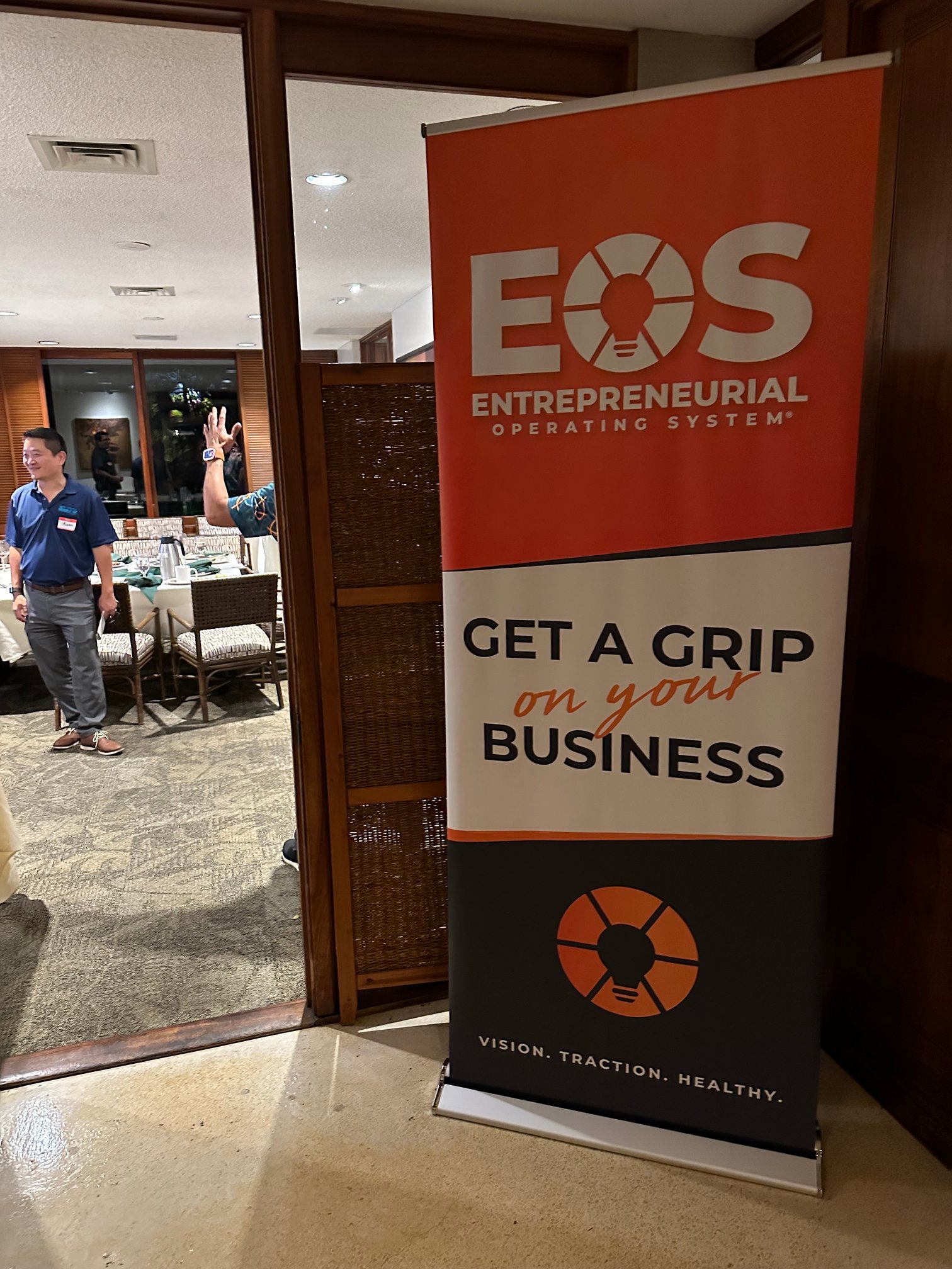 Fresh Leadership EOS Happy Hour in Honolulu